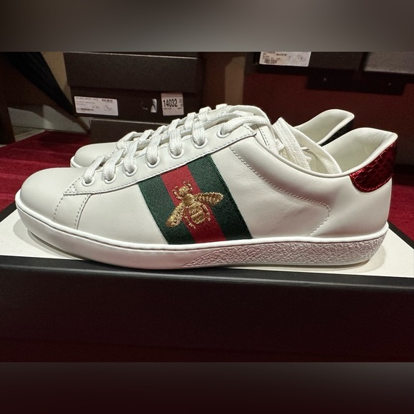 Gucci | Shoes | Mens Gucci Ace Embroidered Sneakers With Bumblebee And ...